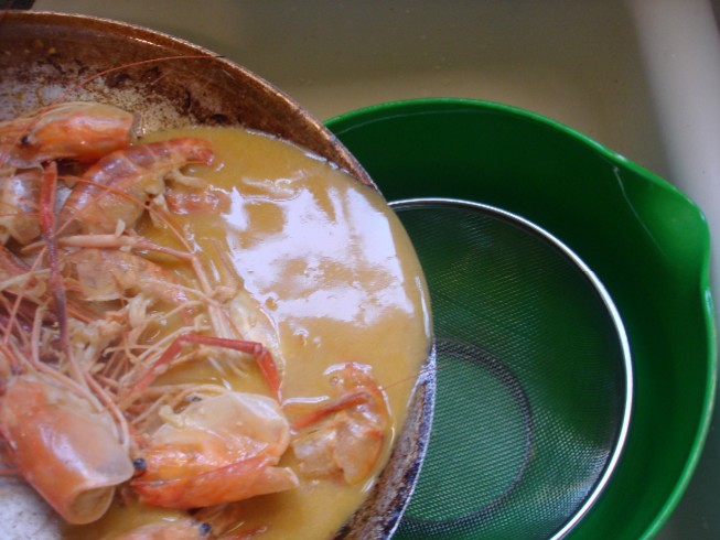 Giant Malaysian River Prawn Pizza - PizzaGoon: Pizza Blog